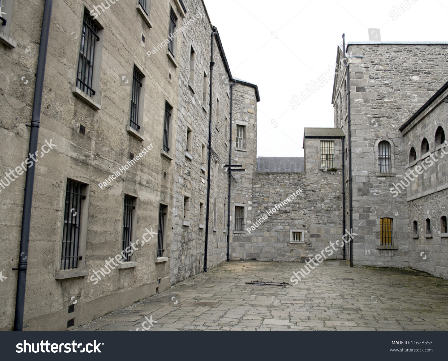 Old Prison Courtyard Dublin Stock Photo 11628553 - Shutterstock Old Prison Courtyard Dublin Stock Photo 11628553 - Shutterstock