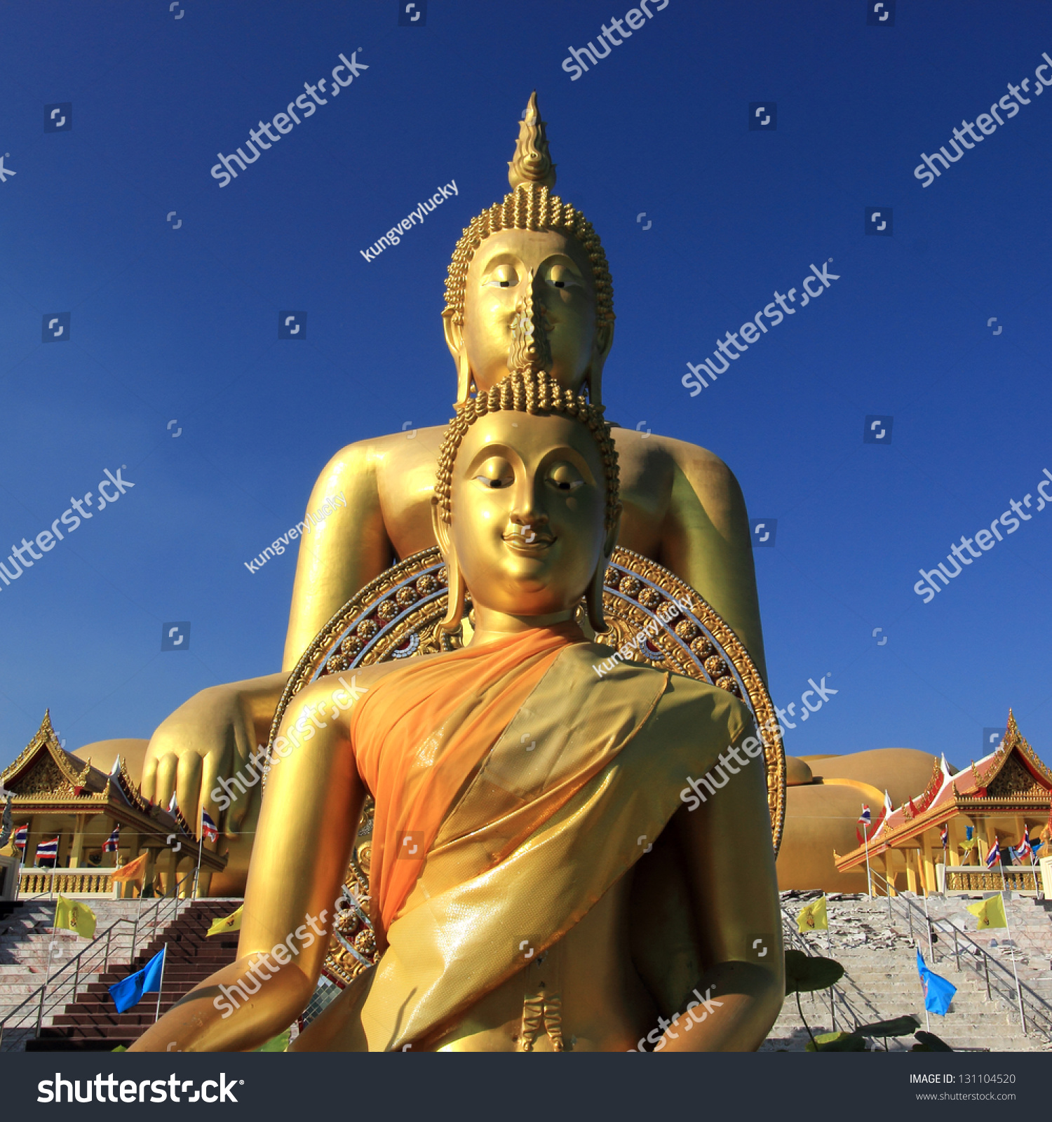 Two Big Golden Buddha Statue/Big Golden Buddha Statue In The Temple Of ... Two Big Golden Buddha Statue/Big Golden Buddha Statue In The Temple Of ...