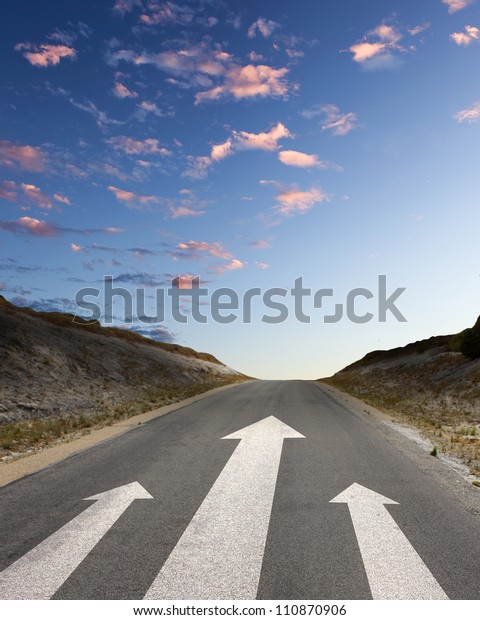 Image Road White Arrow Directing Forward Stock Illustration 110870906