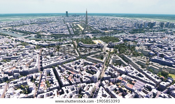 Realistic Paris Eiffel Tower 3d Rendering Stock Illustration 1905853393 ...