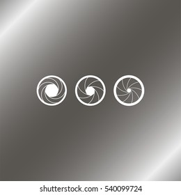 Simple Camera Shutter Silhouettes Stock Illustration 540099724 ...