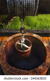 19,813 Well with bucket Images, Stock Photos & Vectors | Shutterstock