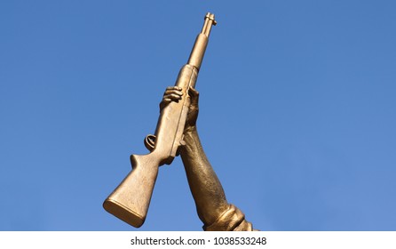 317 Statue Liberty Gun Images, Stock Photos & Vectors | Shutterstock
