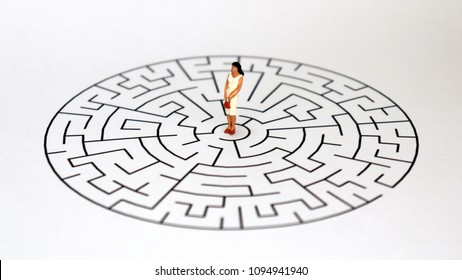 1,110 Maze miniature Images, Stock Photos & Vectors | Shutterstock