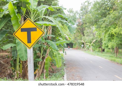 578 3 Way Intersection Stock Photos, Images & Photography | Shutterstock