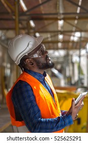 922 African american computer repair Images, Stock Photos & Vectors ...