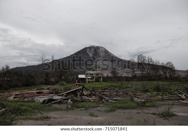 After Effects Volcano Eruption Stock Photo 715071841 | Shutterstock