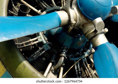 Aircraft Engine Propeller Front View Closeup Stock Photo 1267964734 ...