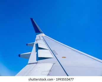 Aircraft Wing View Flaps Deployed Clear Stock Photo 1993553477 ...