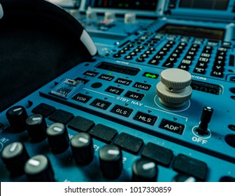 2,667 Airplane Joystick Images, Stock Photos & Vectors | Shutterstock