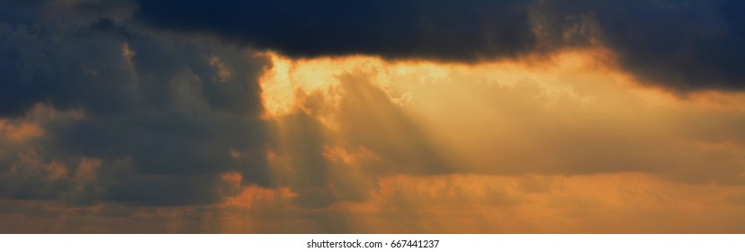 Amazing Sun Rays Beaming Through Between Stock Photo 667441237 ...