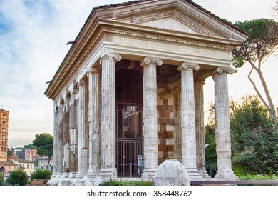Ancient Rectangular Tetrastyle Pseudoperipteral Roman Temple Stock ...