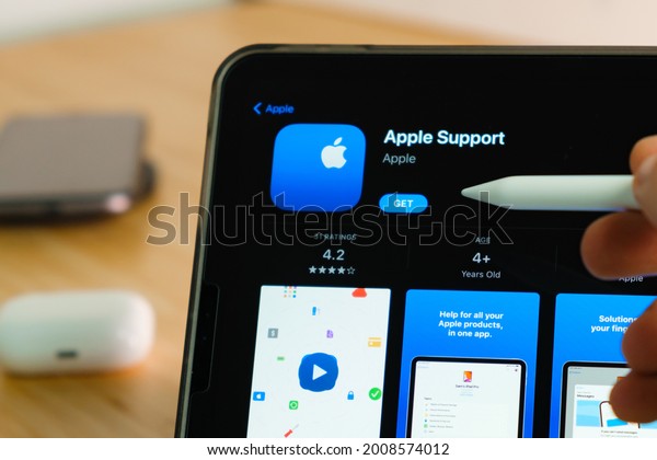 Apple Support Logo Shown By Apple Stock Photo 2008574012 | Shutterstock
