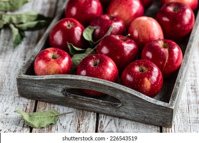 216,080 Red Apple Table Images, Stock Photos & Vectors | Shutterstock