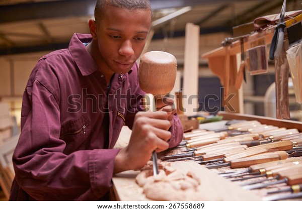 Apprentice Using Chisel Carve Wood Workshop Stock Photo 267558689 | Shutterstock