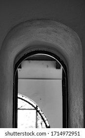 Arched Window Frame Partial Window Frame Stock Photo 1714972951 ...
