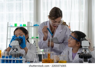 3,939 Asian children classroom science Images, Stock Photos & Vectors ...