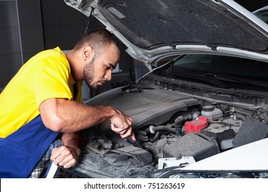 Auto Mechanic Checking Engine Car Stock Photo 751263619 | Shutterstock