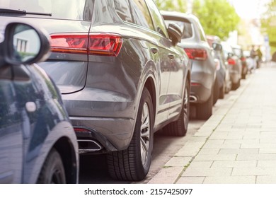516 Difficult Parking Images, Stock Photos & Vectors | Shutterstock