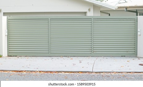 Automatic Opening Front Gate Horizontal Slats Stock Photo 1589503915 ...