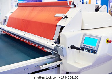 882 Fabric spreading machine Images, Stock Photos & Vectors | Shutterstock