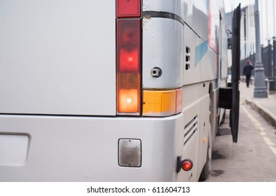 Back Bus Stock Photo 611604713 | Shutterstock