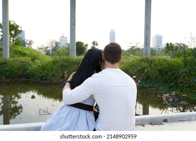 958 Lovers gaze Images, Stock Photos & Vectors | Shutterstock