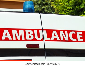 1,091 Ambulance emergency side view Images, Stock Photos & Vectors ...