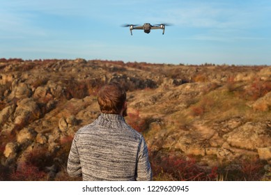 14,953 People flying drone Images, Stock Photos & Vectors | Shutterstock