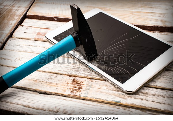 Background Hammer Breaking Tablet Screen Stock Photo 1632414064 ...