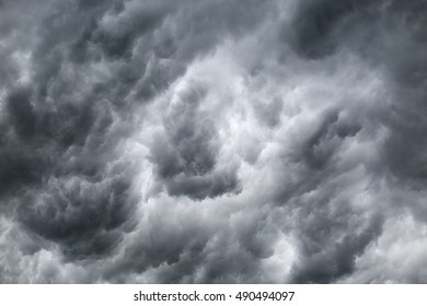 125,432 Gray storm cloud Images, Stock Photos & Vectors | Shutterstock