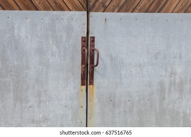 Background Texture Door Gate Made Wood Stock Photo 637516765 | Shutterstock