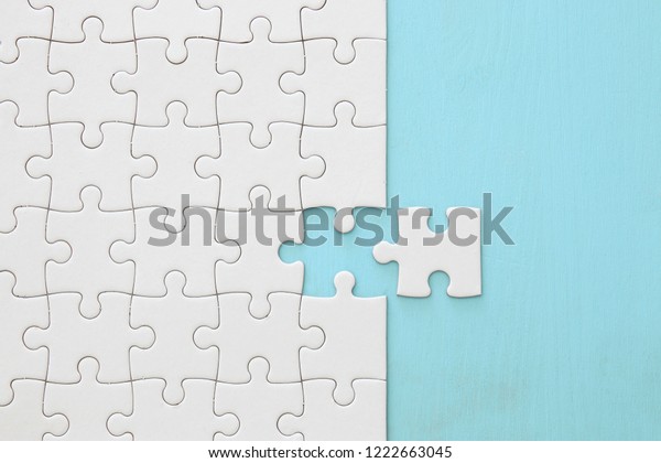 Background White Puzzle Missing Piece Foto stock 1222663045 | Shutterstock