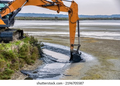 2,002 Backhoe driver Images, Stock Photos & Vectors | Shutterstock