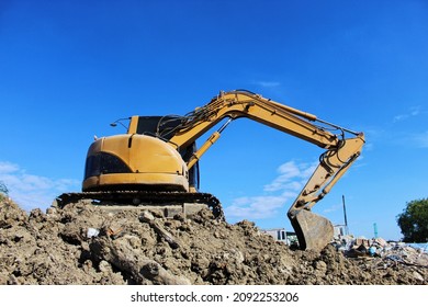 4,335 Backhoe dredger Images, Stock Photos & Vectors | Shutterstock