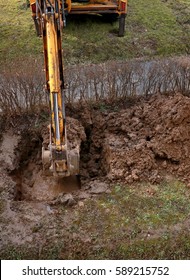 200 Backhoe Accident Images, Stock Photos & Vectors | Shutterstock