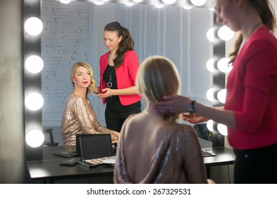 28,308 Girl backstage Images, Stock Photos & Vectors | Shutterstock