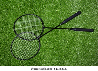 Badminton Racket On Grass Stock Photo 511463167 | Shutterstock