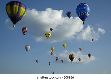 466 imágenes de Hot air balloon going up - Imágenes, fotos y vectores ...