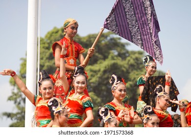 129 Batik banyumas Images, Stock Photos & Vectors | Shutterstock