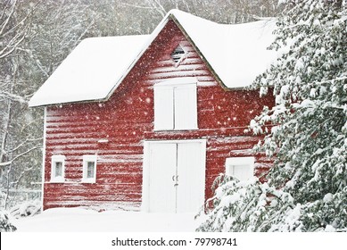 32,472 Barns winter Images, Stock Photos & Vectors | Shutterstock