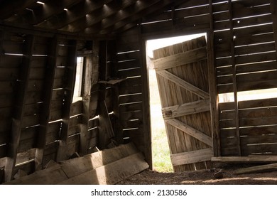 3,393 Broken Barn Door Images, Stock Photos & Vectors | Shutterstock