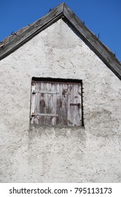 Barn Gable Window Stock Photo 795113173 | Shutterstock