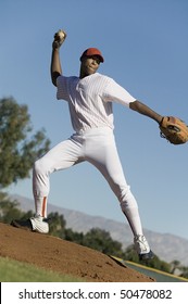 3,808 Man throwing baseball Images, Stock Photos & Vectors | Shutterstock