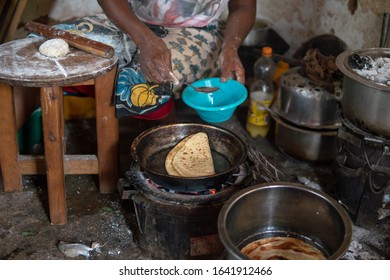 1,665 African cooking fire Images, Stock Photos & Vectors | Shutterstock