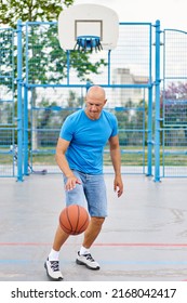 Basketball Player Bouncing Ball While On Stock Photo 2168042417 ...