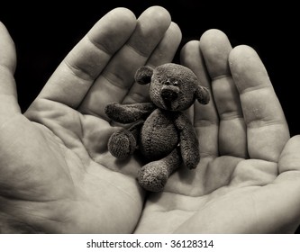Bear Hands Stock Photo 36128314 | Shutterstock