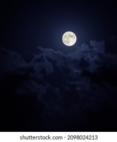 1,138 Moon between clouds Images, Stock Photos & Vectors | Shutterstock