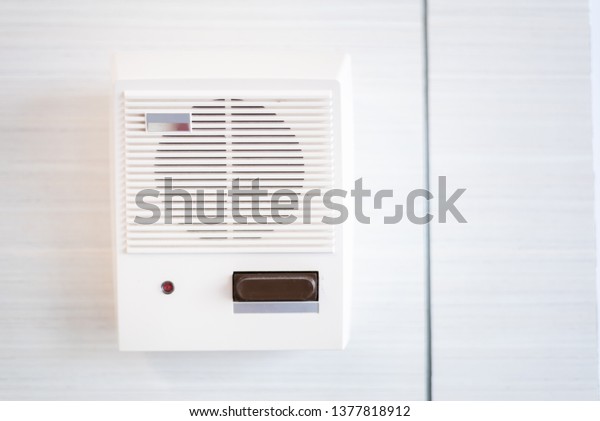 Bed Side Switch Emergency Call Switch Stock Photo 1377818912 | Shutterstock