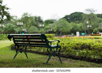 Bench Rest Stock Photo 537652990 | Shutterstock